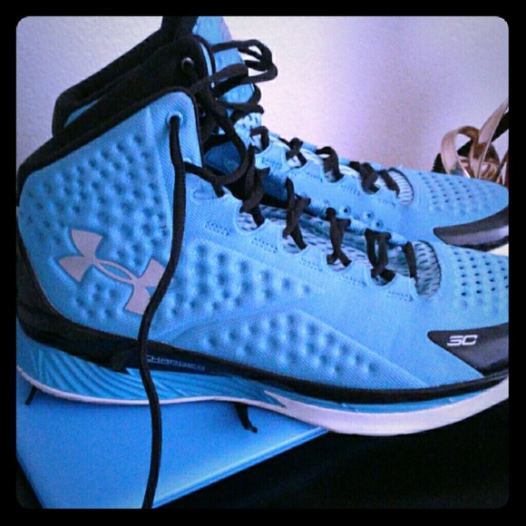 Under Armour | Shoes | Under Armour Curry Ones Charged | Poshmark